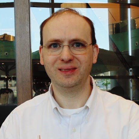 Using Python Pandas dataframe to read and insert data to Microsoft SQL ...