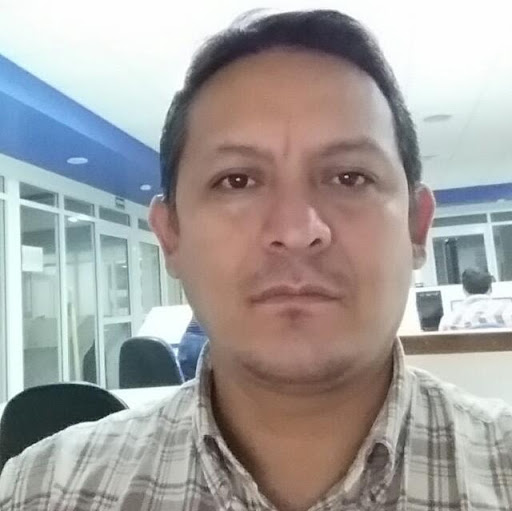 Roberto Ramírez | ArchDaily