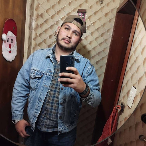 Brian Guzman | ArchDaily