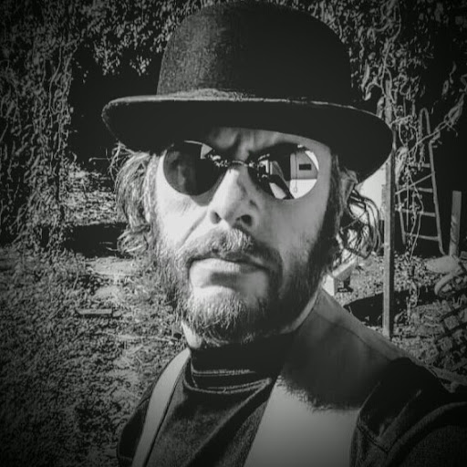 Goldie Musou – Mamma Testa!