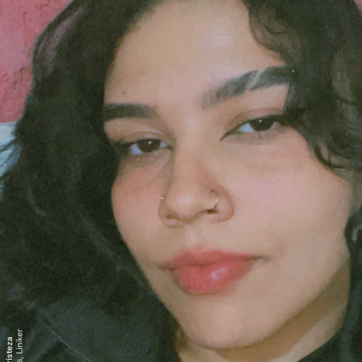 Emily Signorelli | Portfolio | PhotoVogue