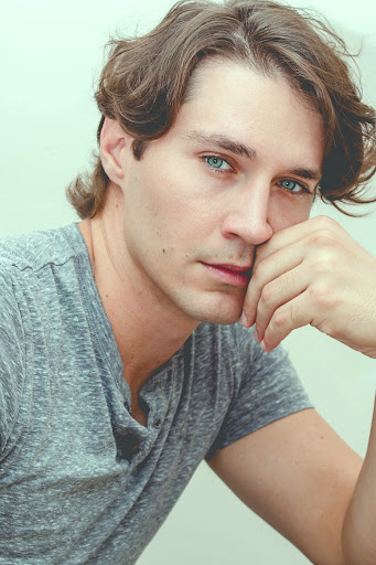 Isaac Fenter | Portfolio | PhotoVogue