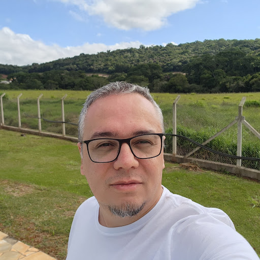 Thiago Sousa | ArchDaily