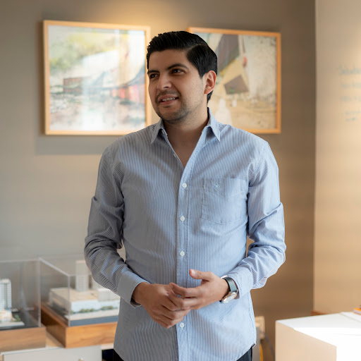Omar Torres Valdivia | ArchDaily