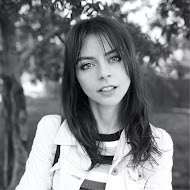 Anna Laza | The Independent Photographer