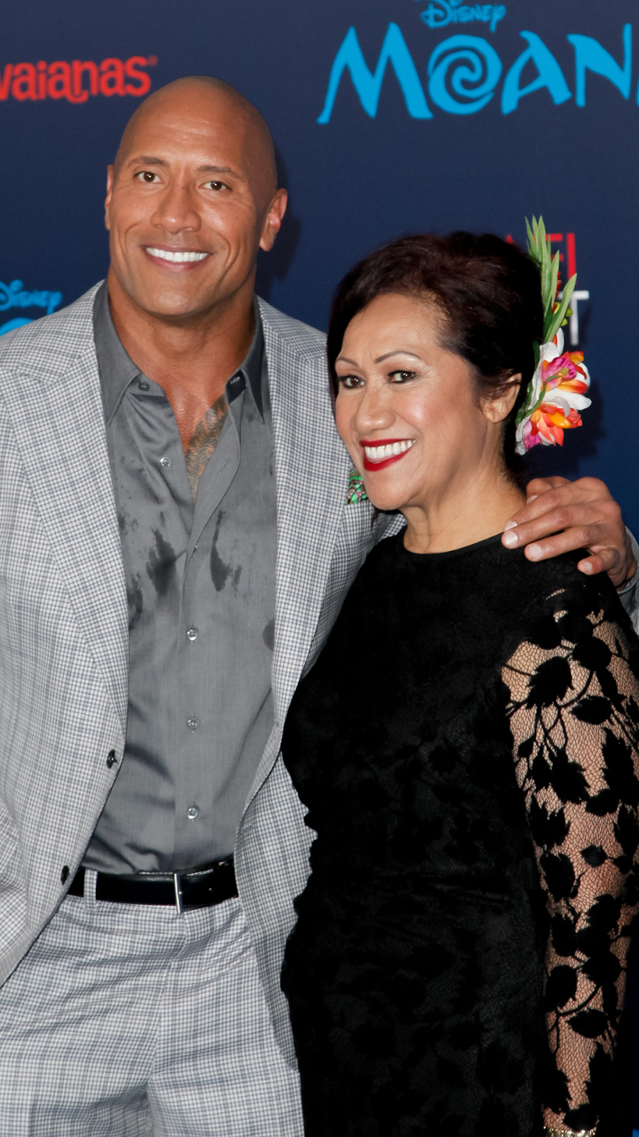 Wanda Bowles Dwayne Johnson Sister