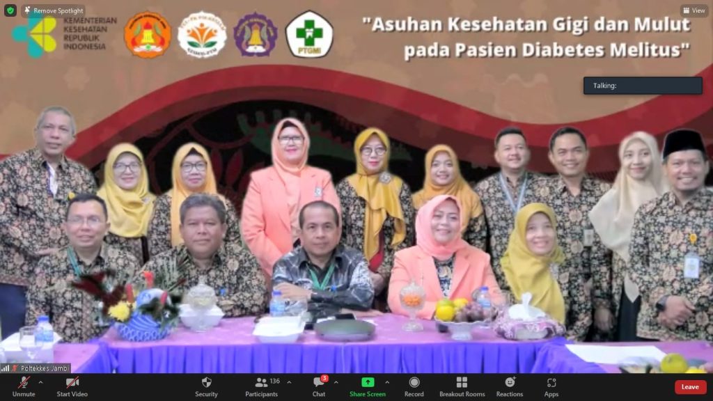 Webinar Asuhan Kesehatan Gigi dan Mulut pada Pasien Diabetes Melitus ...