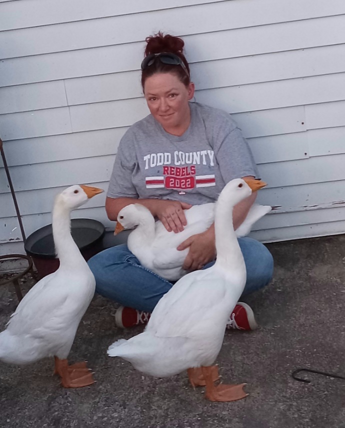 Duck, Goose & Chicken Hatchery | Metzer Farms, California