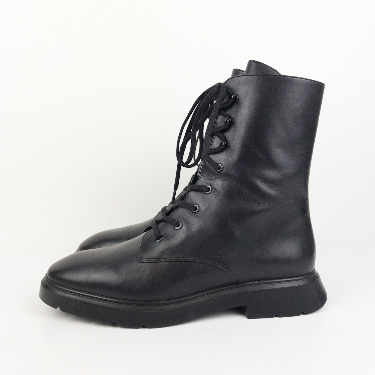 Stuart Weitzman MINT Mackenzie Leather Boots