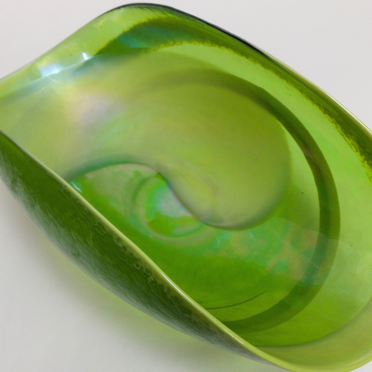 Curled Art Glass Centerpiece