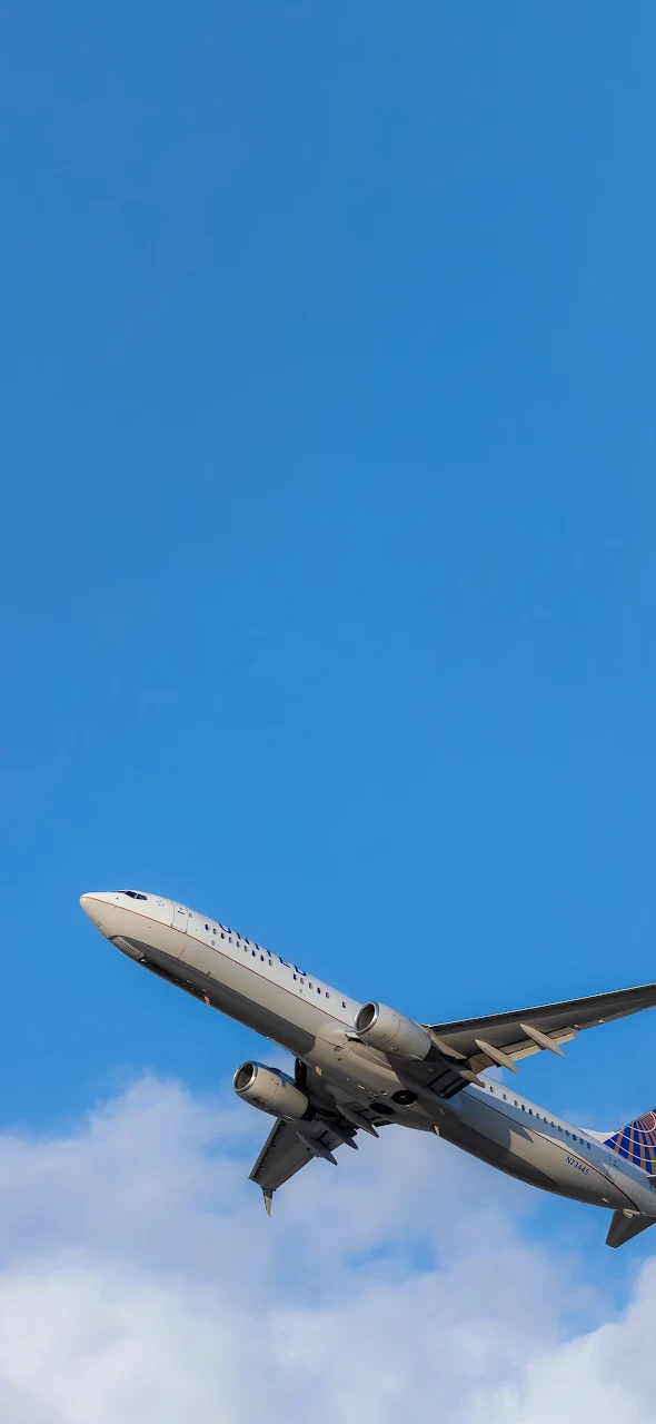 Airplane, Airplane Portrait, Flight, Aircraft, Airline 4K iPhone Wallpaper