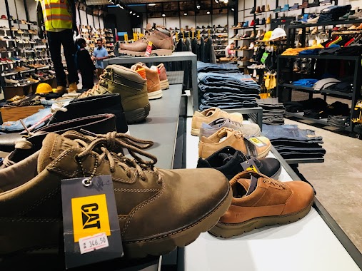 🕗 Podium Shopping centre-Al gharawi group Riyadh opening times, contacts