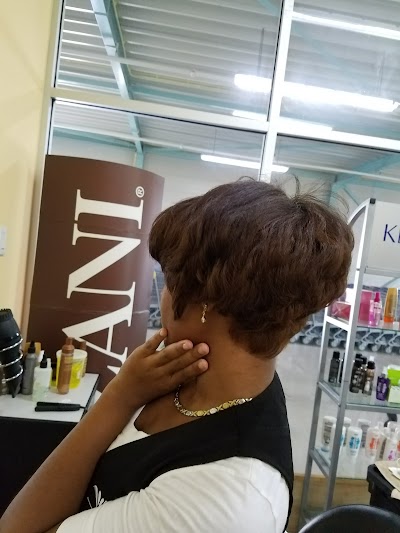 Mangusa Hypermarket, Supermarket at Cas Coraweg, Willemstad, Curaçao