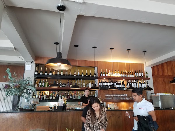 BAR ROMELIA, Tabasco 99, Roma Nte., 06700 Ciudad de México, CDMX, México