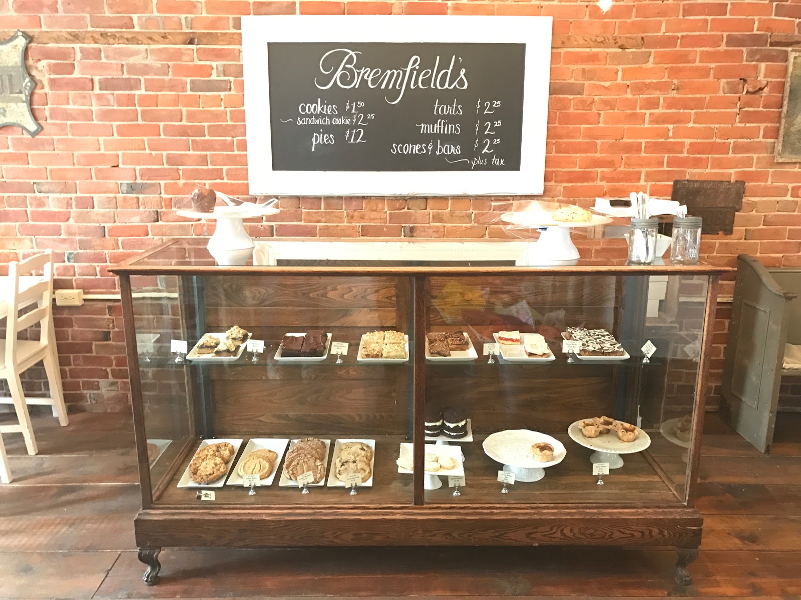 Bremfield-s - 91 Main Street West, Port Colborne - Canadian Contact Book