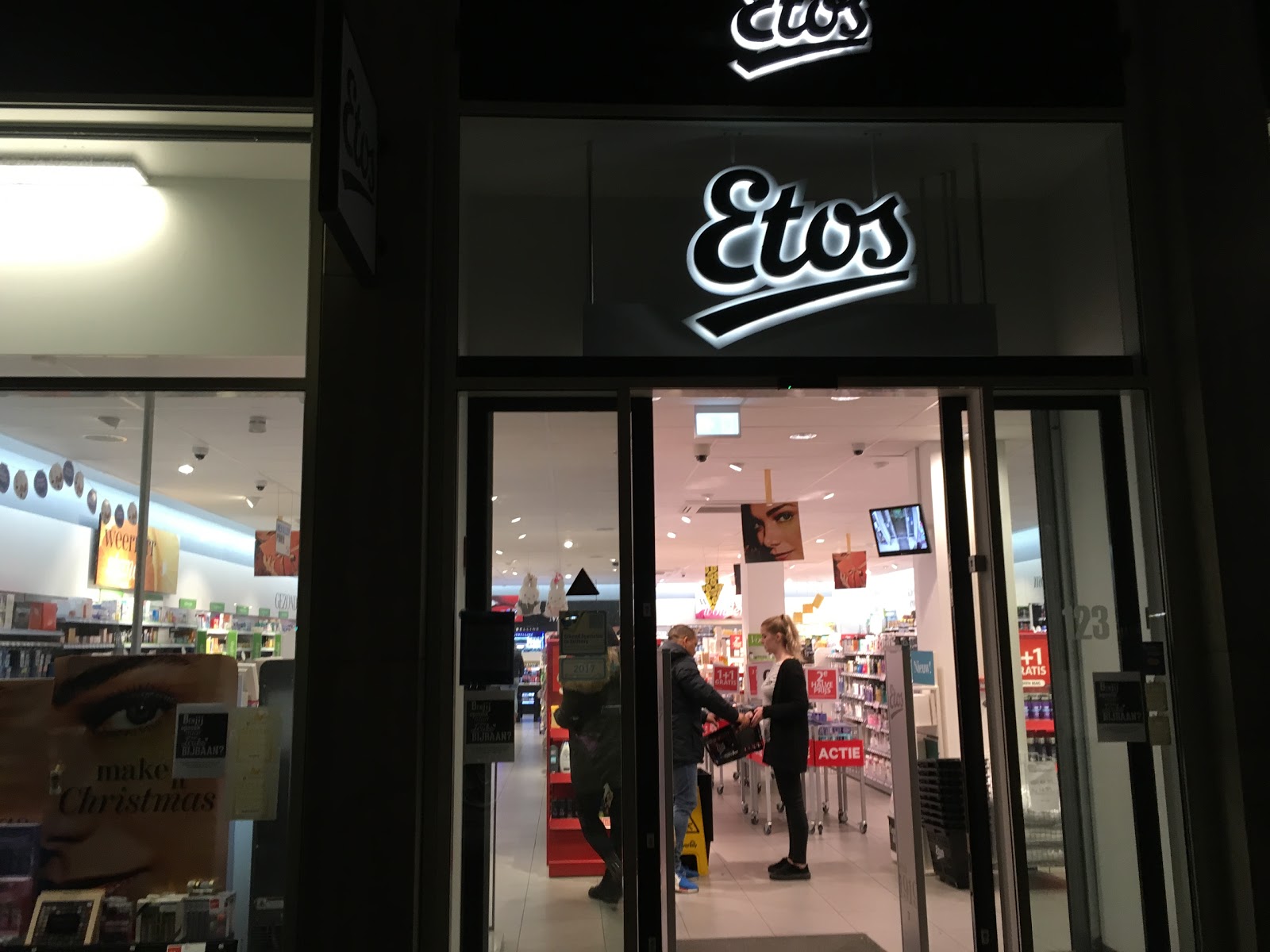 Etos - Stadionplein - indebuurt Amsterdam