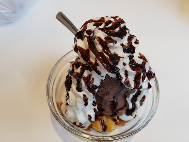 Mapstr - Shopping Cofetaria Maria București - Sweets, Cafe, Bakery ...