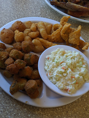 Riley's Smokehouse Menu at 906 E Deyoung St, Marion, IL 62959 ...