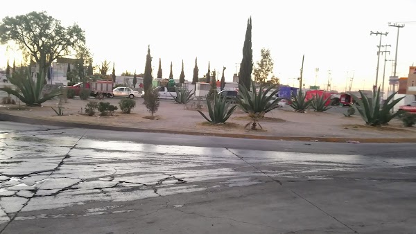 Motel Real Palace, Carretera Mexico Pachuca Km 53.4, Emiliano Zapata, 43800 Tizayuca Hidalgo ...