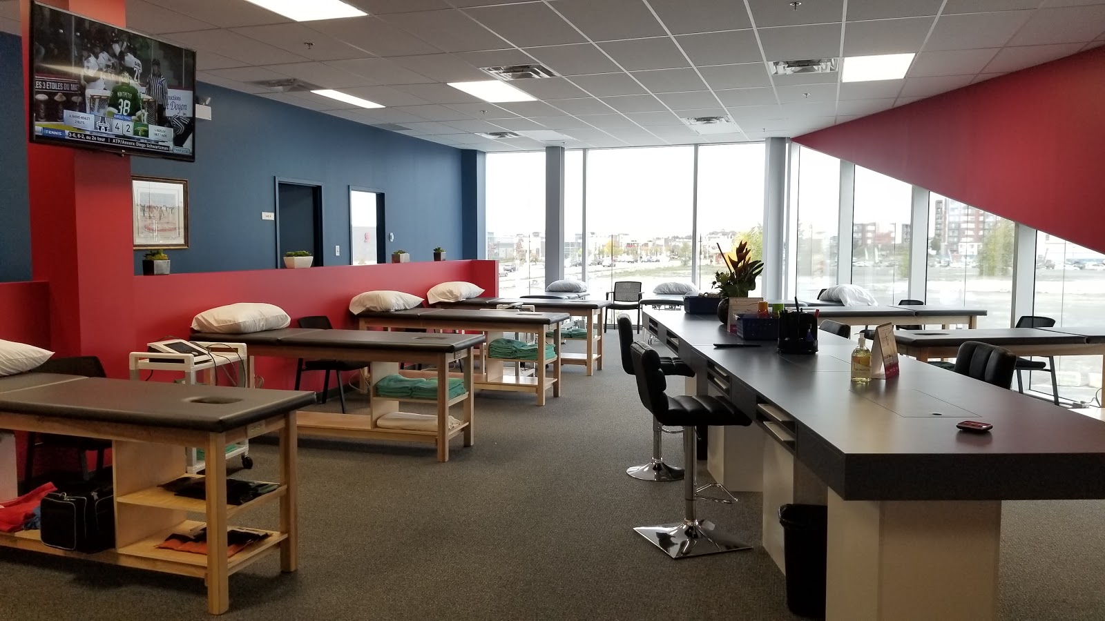 Acces Physio - Place Bell, 1950 Rue Claude-Gagne #314, Laval - Canadian ...