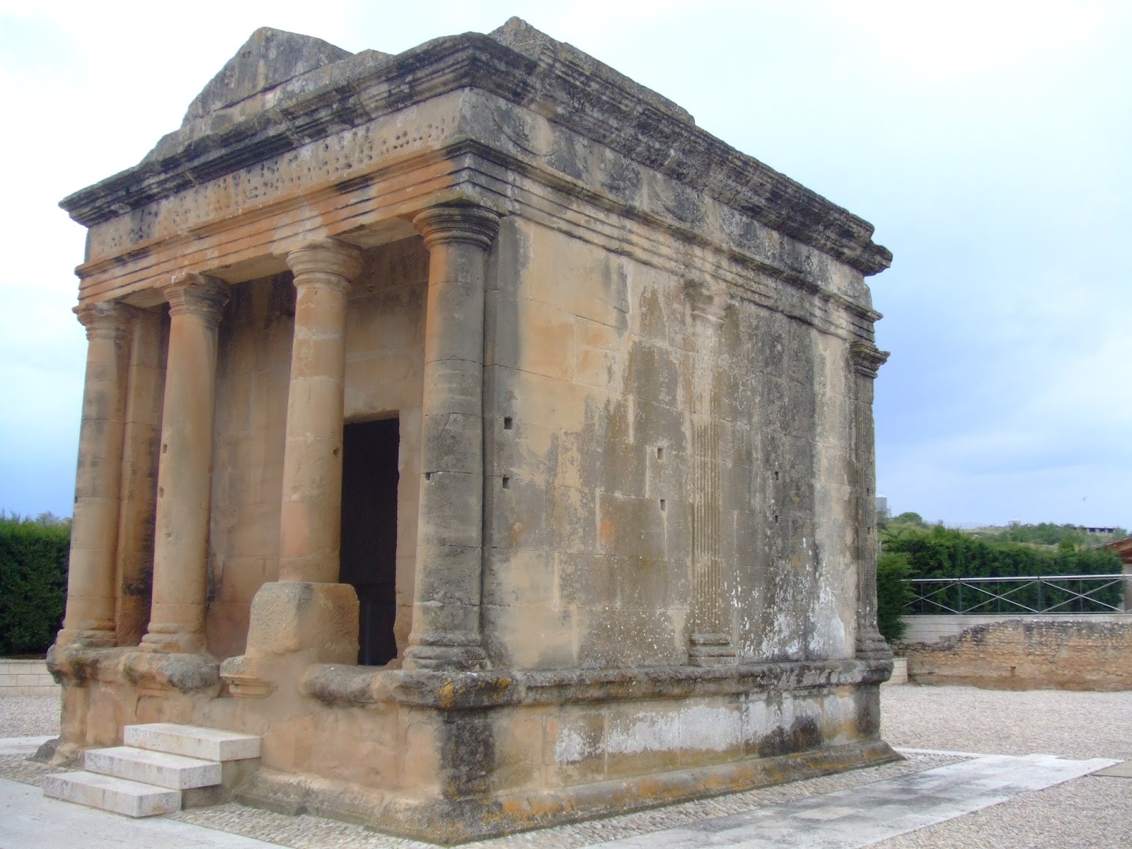 Maella: Qué ver y dónde dormir