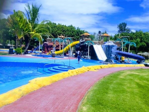 Parque Acuatico Villa Gasca, Carretera Panamerica Celaya-Salamanca Km 6 ...