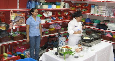 La Morena, Shopping Mall at 8 Calle Pte 240, San Salvador