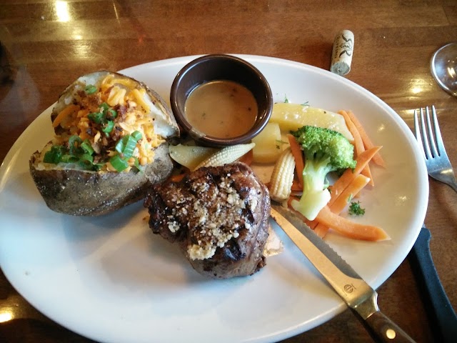 Mapstr - Restaurant Bâton Rouge Montréal - RESTAU - Amérique 🍔, RESTAU ...