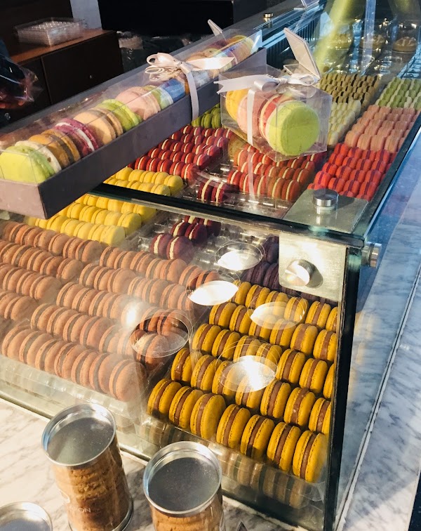Obtener indicaciones para Le Macaron Boutique Antara Casa Palacio en el ...