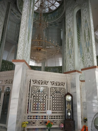 Mazar Sharif of Gausul Azam Hazrat Shah Sufi Golamur Rahman alias "Baba ...