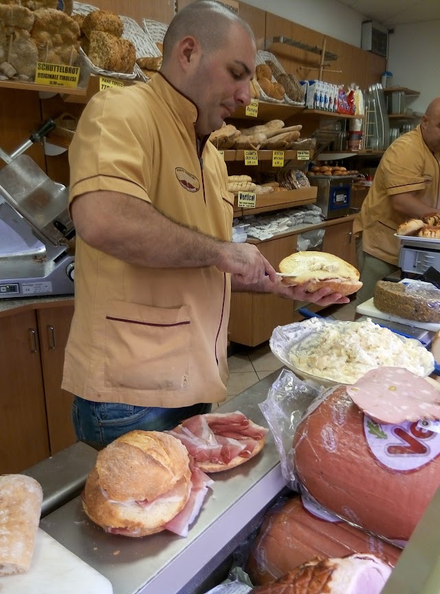 Mapstr - Shopping Lunelli Specialita' Alimentari Srl Sarche - Panini ...