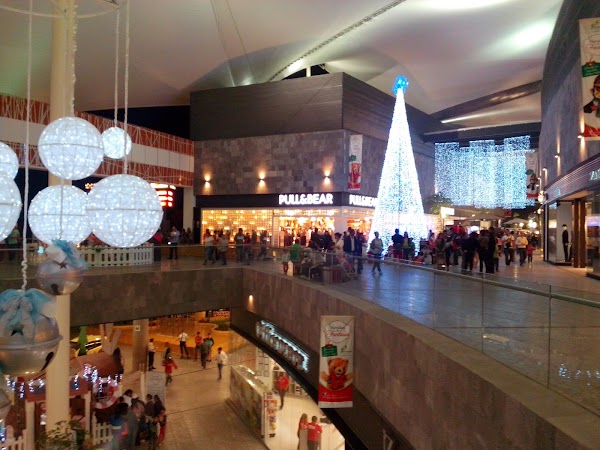 Cinépolis Oblatos, Guadalajara, Av Artesanos 2700