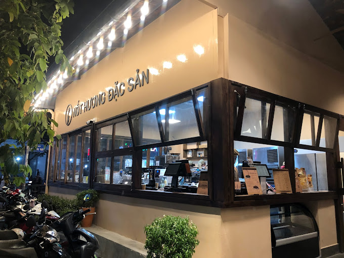 Phê La Nguyễn Thị Thập, 446 Nguyễn Thị Thập, Quận 7