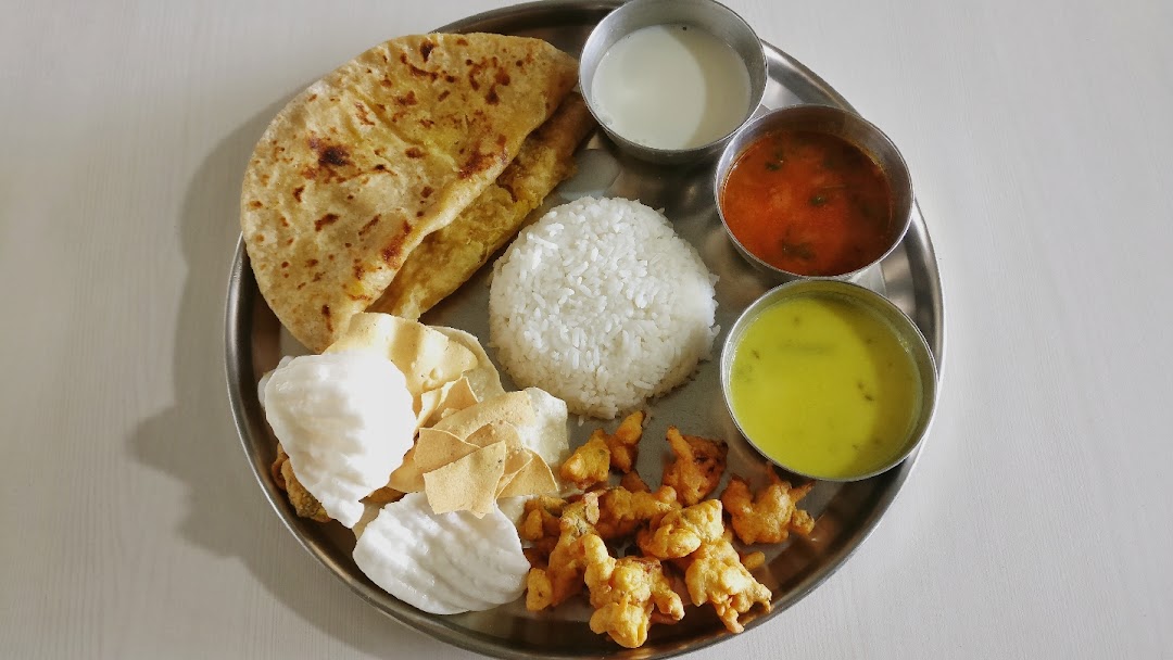 Maharashtrian Thali Puran Poli