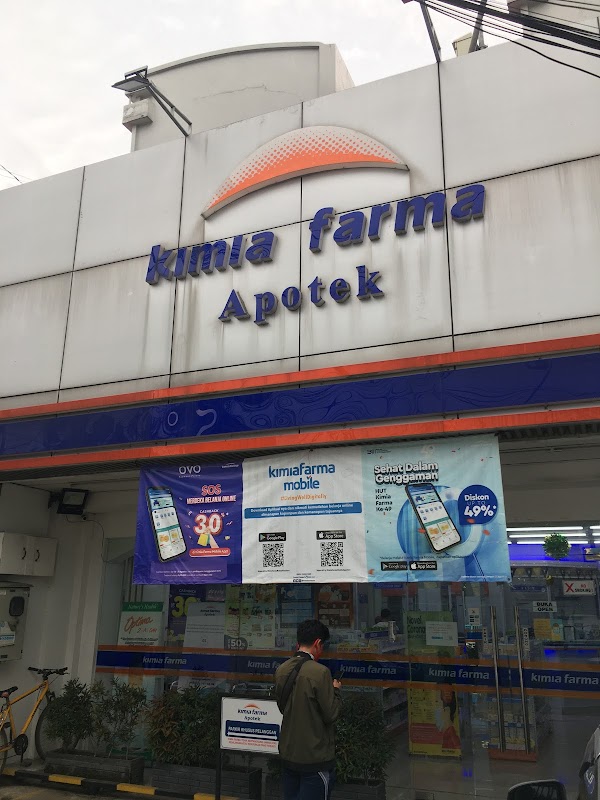 Apotek Kimia Farma M. Toha - Karasak