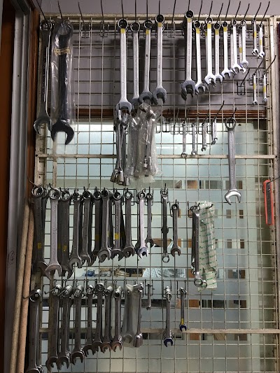 Tumpuan Hardware Sdn Bhd, Hardware Store at Labuan