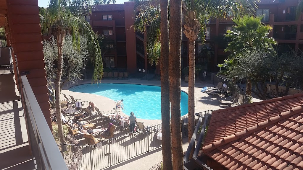 Holiday Inn Express Phoenix Airport Parking [Book Now]