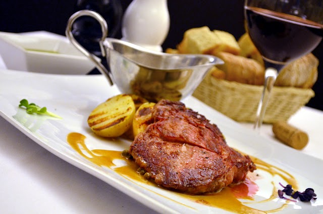 Mapstr - Restaurant Kavárna & vinárna BRESTO Praha 1 - Italian 🍕🍝, Chic ...