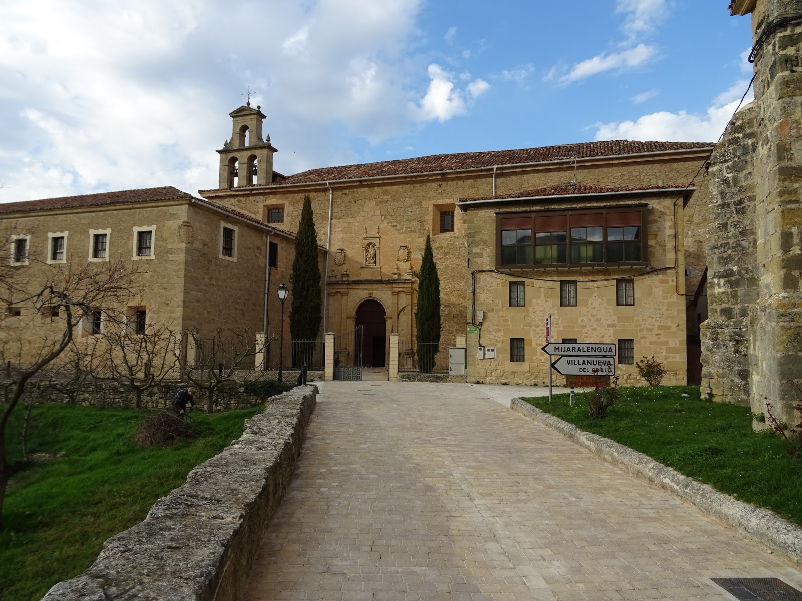 San Martín de Don (Burgos): Qué ver y dónde dormir