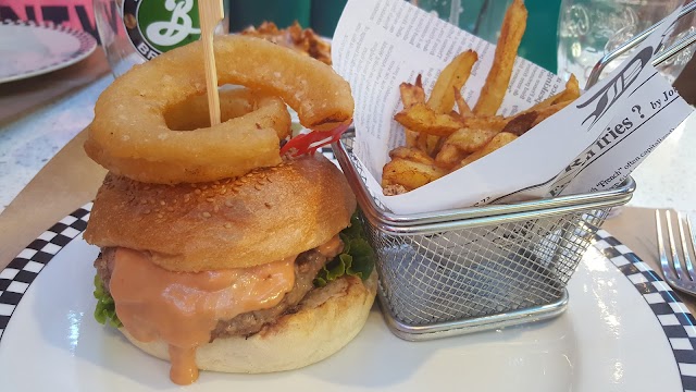 Mapstr - Restaurant Madison Cafe Diner Nantes - Burger, Amis, Mexicain ...