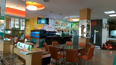 Bayon Market, Supermarket at Monourom, Prampir Meakkakra