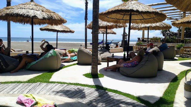 Mapstr - Mano - Restaurant, Beach Club, Bar et Plage à Réserver