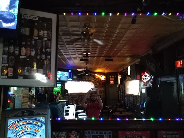 Mapstr - Bar Ray's Happy Birthday Bar Philadelphia - 🍺 Bar, Dive bar ...