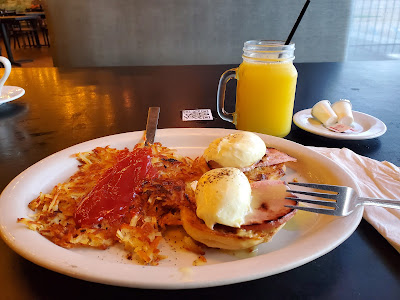 The Picket Fence Menu Prices at 815 Dixie Dr Suite 15, Clute, TX 77531 ...