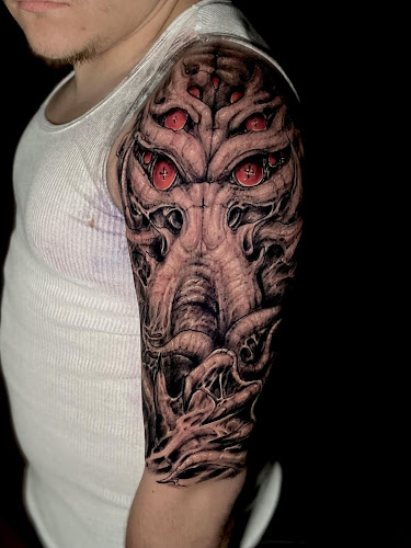 Justin Leifeste Tattoos @Triune Gallery in Killeen - Updated May 2025 ...