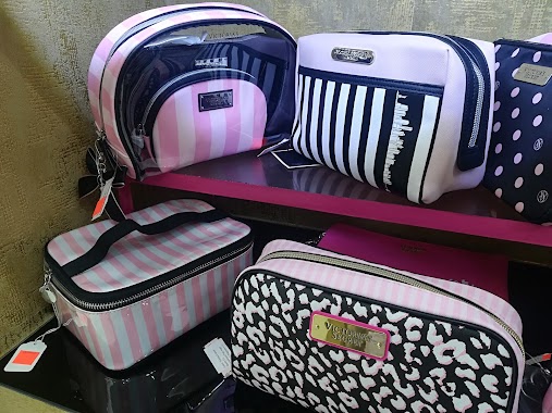 🕗 Victoria's Secret Budapest Budapest nyitva tartás, 11, Régi posta ...