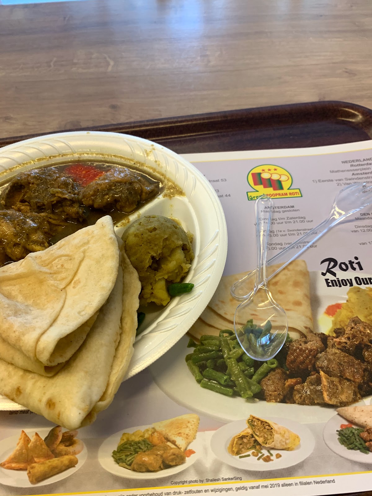 Roopram Roti - Eerste Van Swindenstraat - indebuurt Amsterdam
