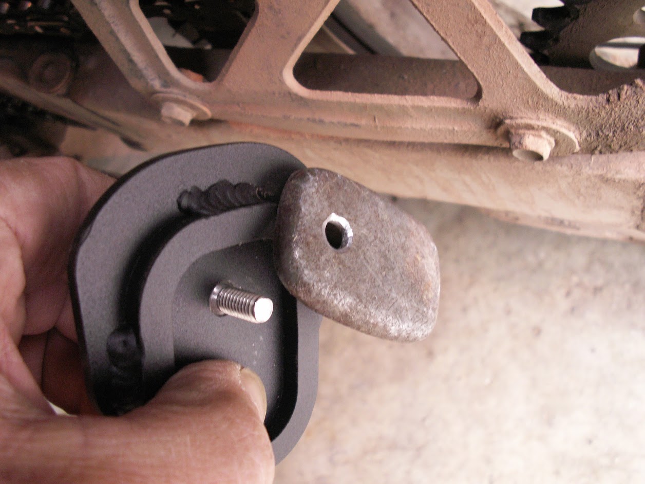 Adding a JNS Engineering enlarged footpad to the kickstand on my XR650L ...