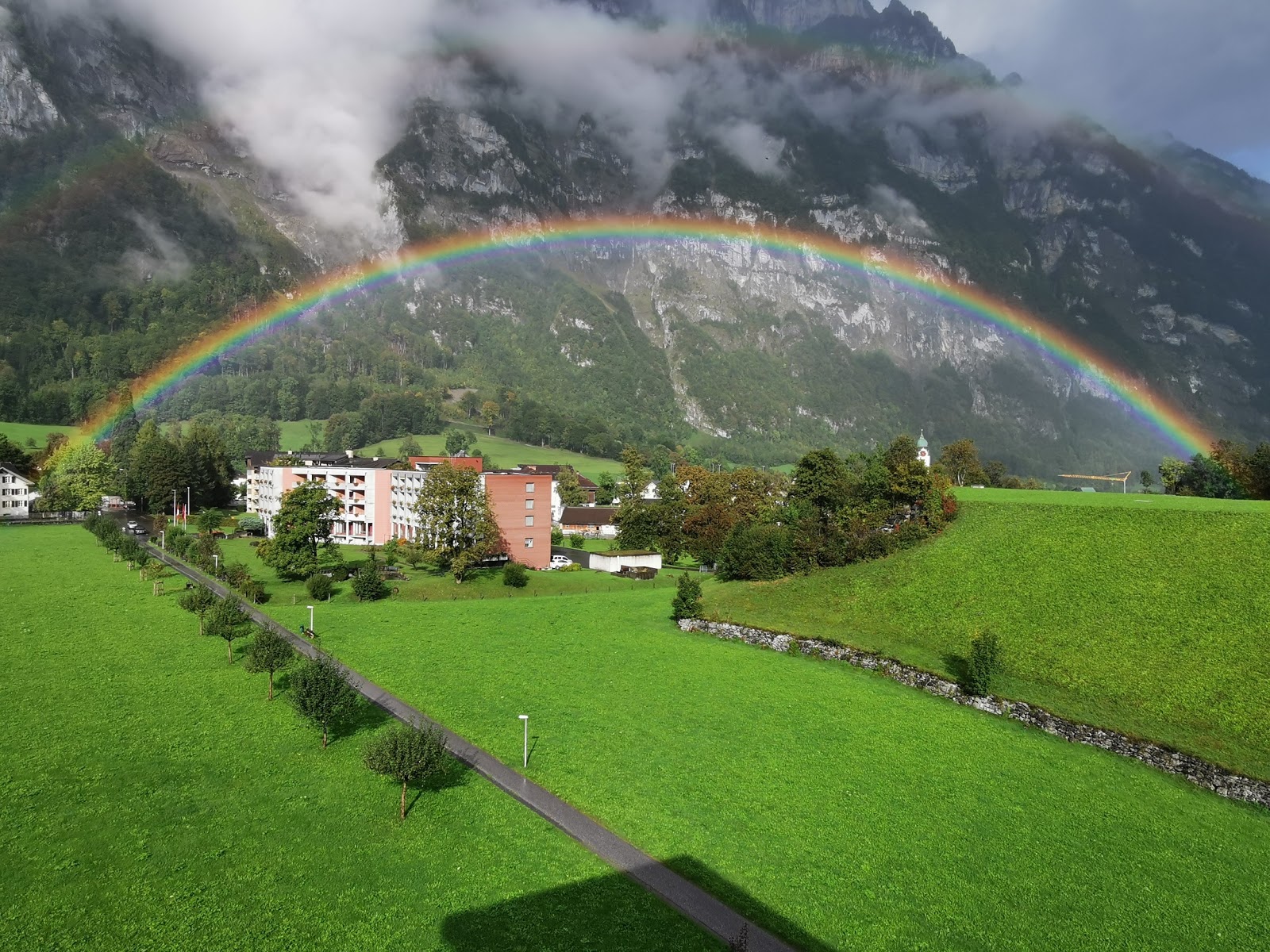 Alterszentrum Bruggli | Alters- und Pflegeheime Glarus in Netstal ...