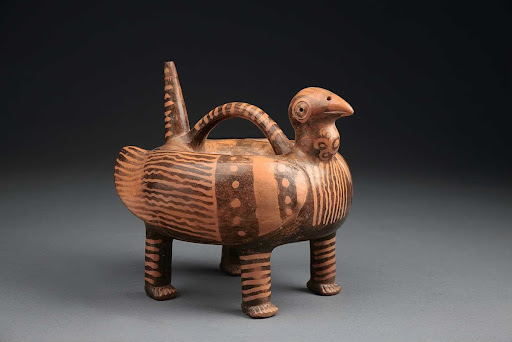 Whistling ceramic vessel that represents a feline-bird ML013676 - Viru ...